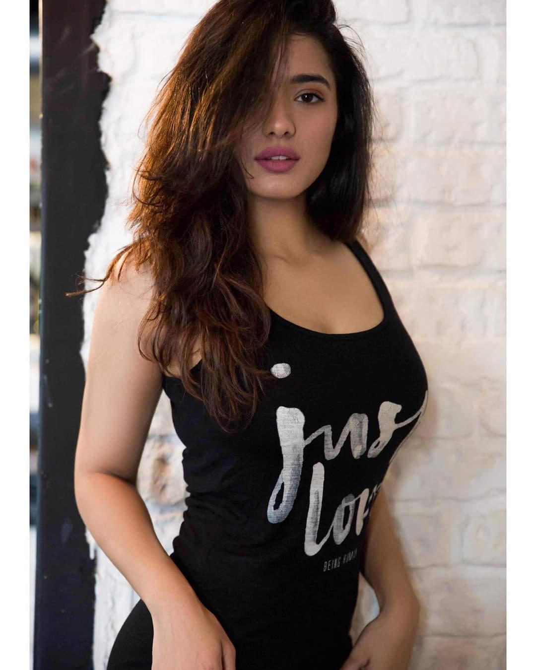 Kethika Sharma Wallpapers - Wallpaper Cave