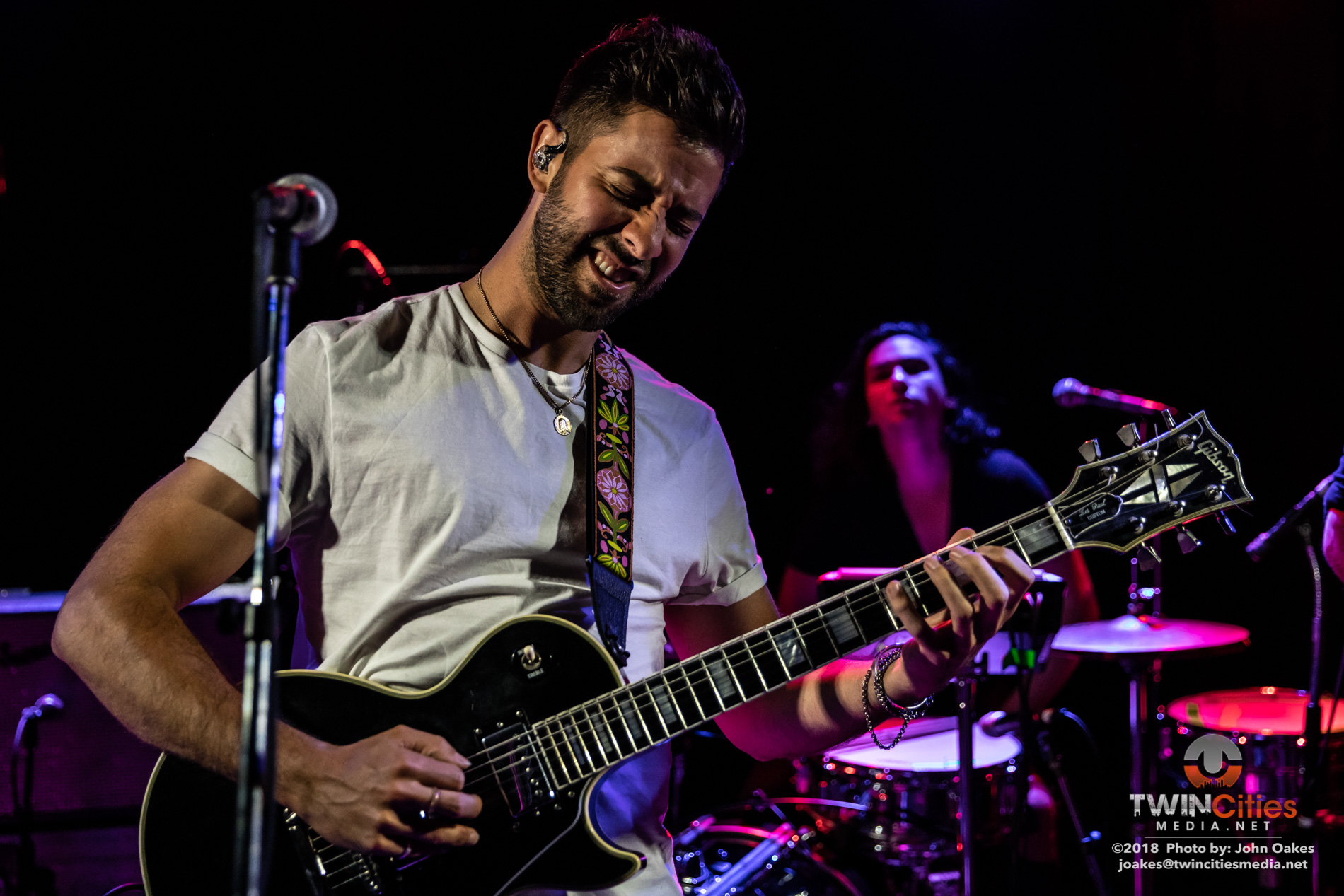 Bruno Major Wallpapers - Wallpaper Cave