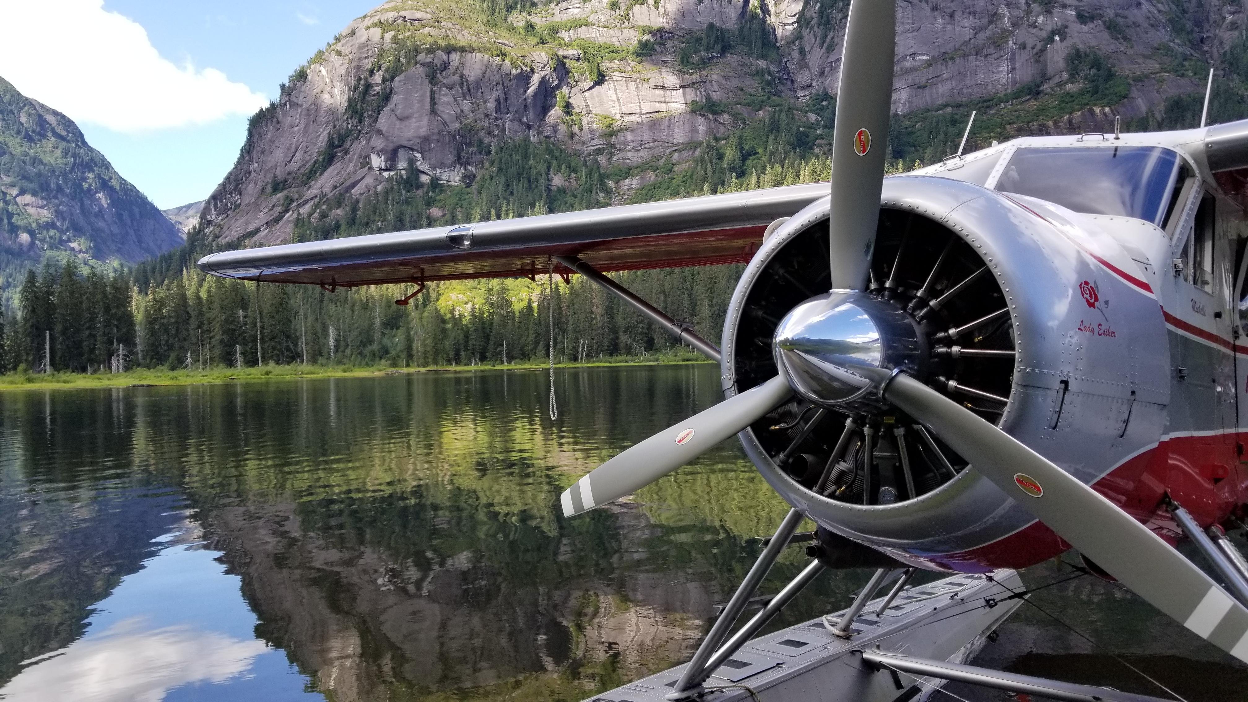 Seaplane Desktop Wallpaper