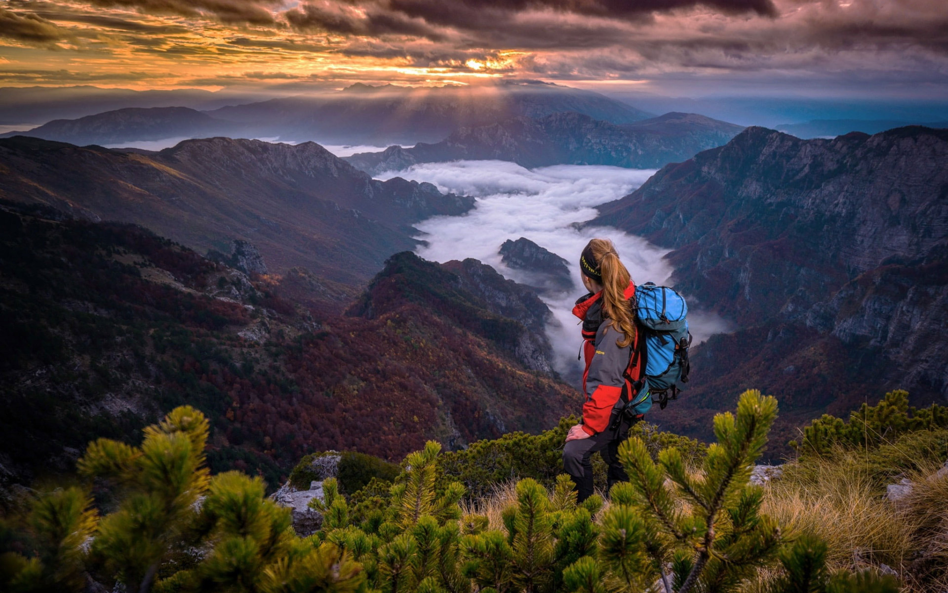 Women Hiking Wallpapers - Wallpaper Cave