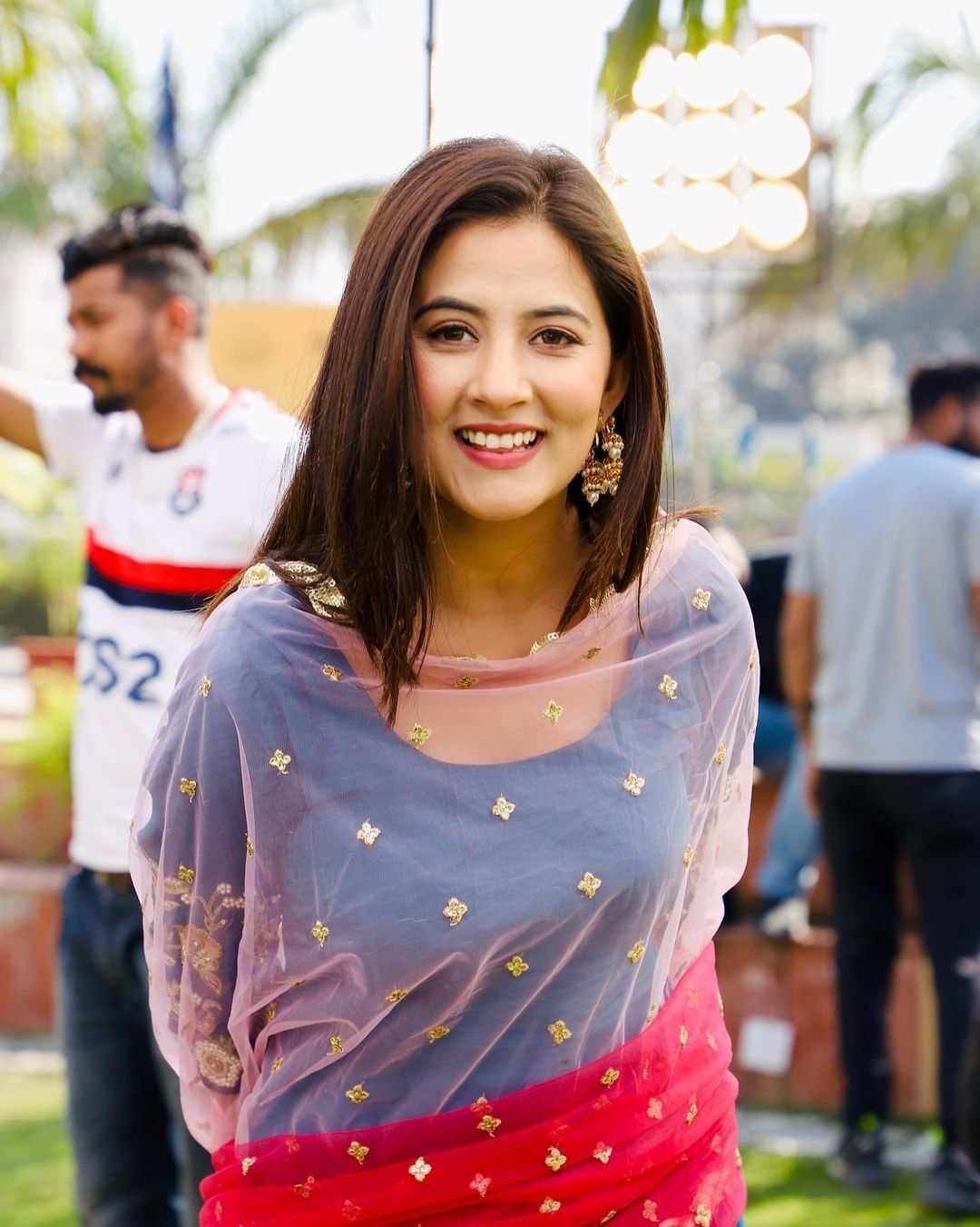 Upma Sharma Phone Wallpapers - Wallpaper Cave