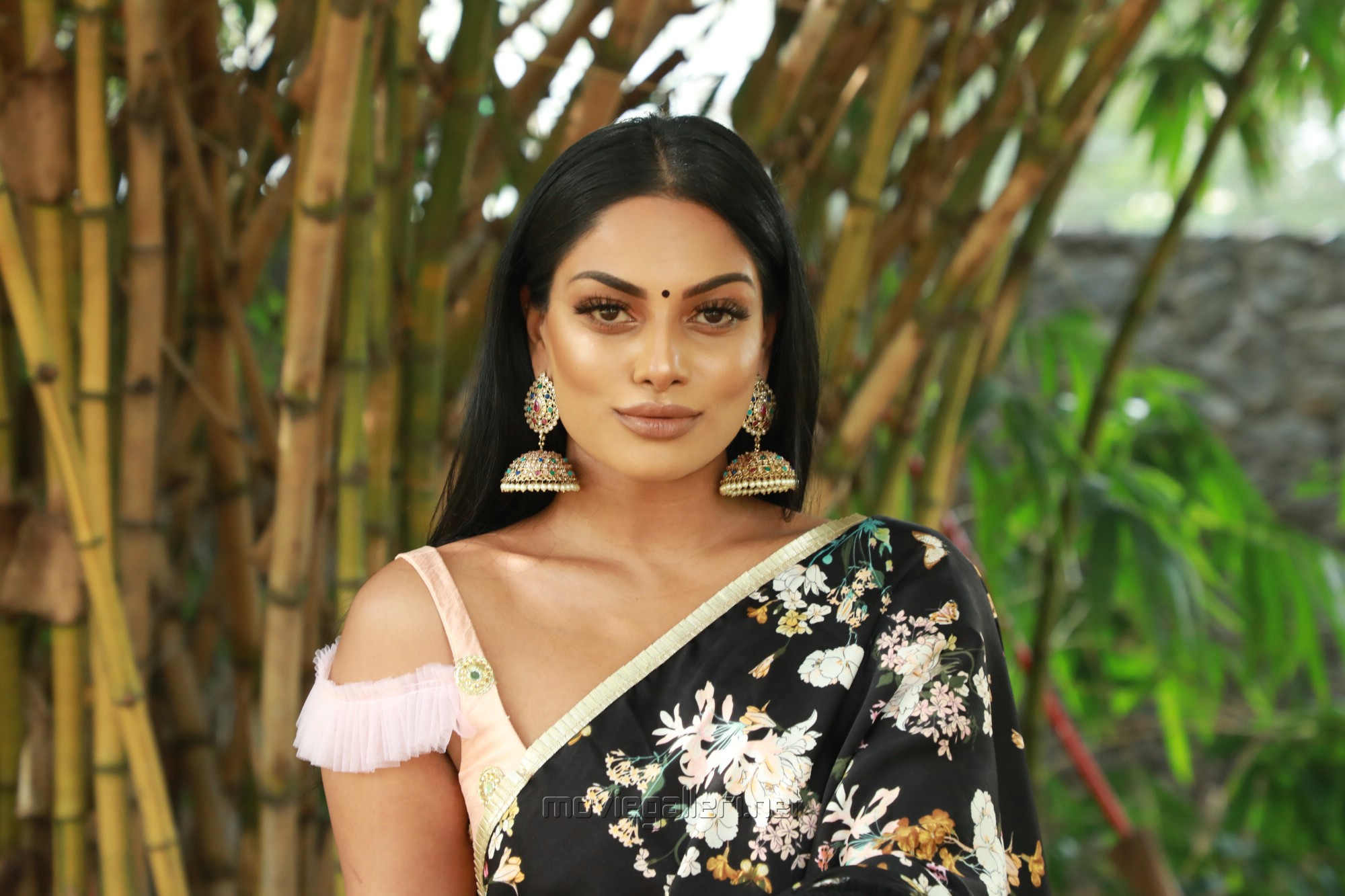 Chandrika Ravi Wallpapers - Wallpaper Cave