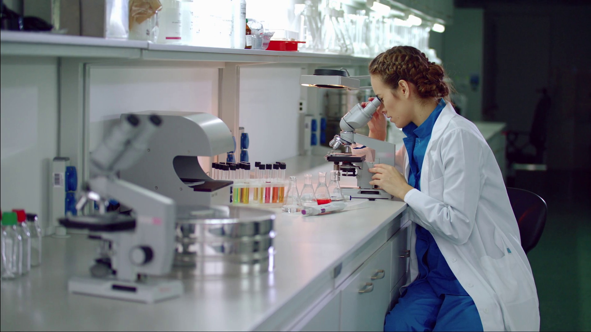 Scientist Women Wallpapers - Wallpaper Cave