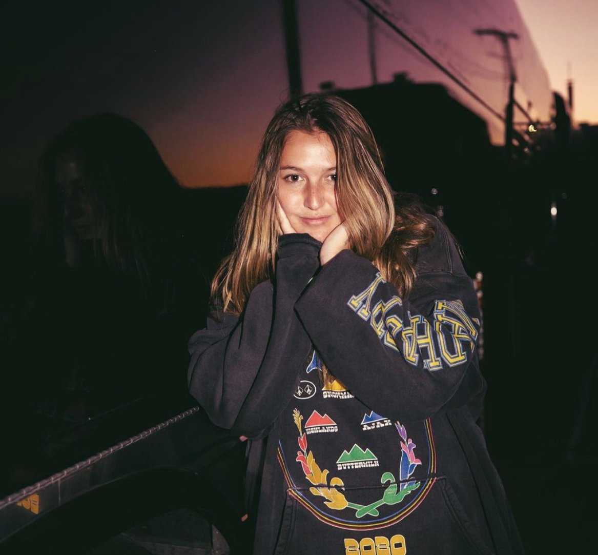 Chelsea Cutler Wallpapers - Wallpaper Cave