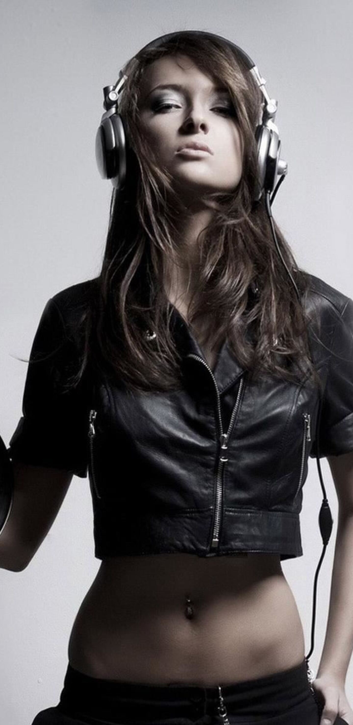 Female DJ Wallpapers - Wallpaper Cave