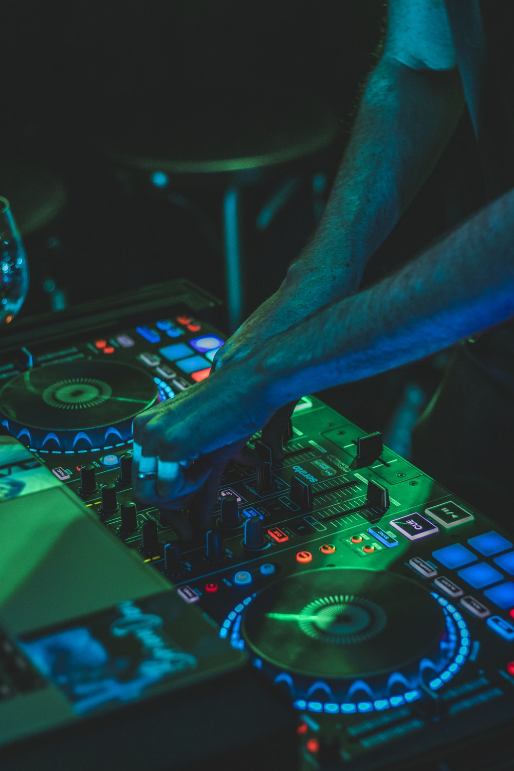 DJ Decks Wallpapers - Wallpaper Cave