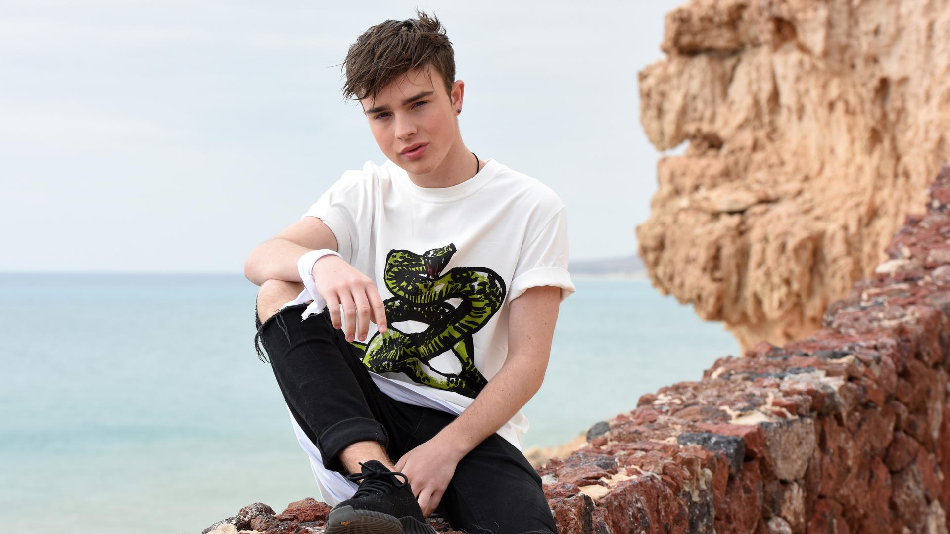 Mike Singer Wallpapers - Wallpaper Cave