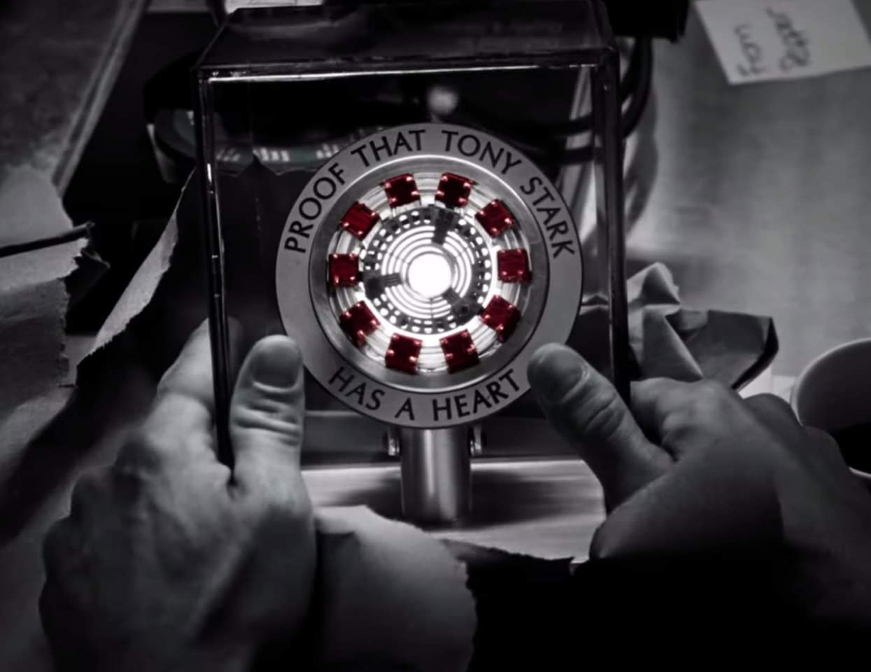 Proof That Tony Stark Had A Heart Wallpapers - Wallpaper Cave