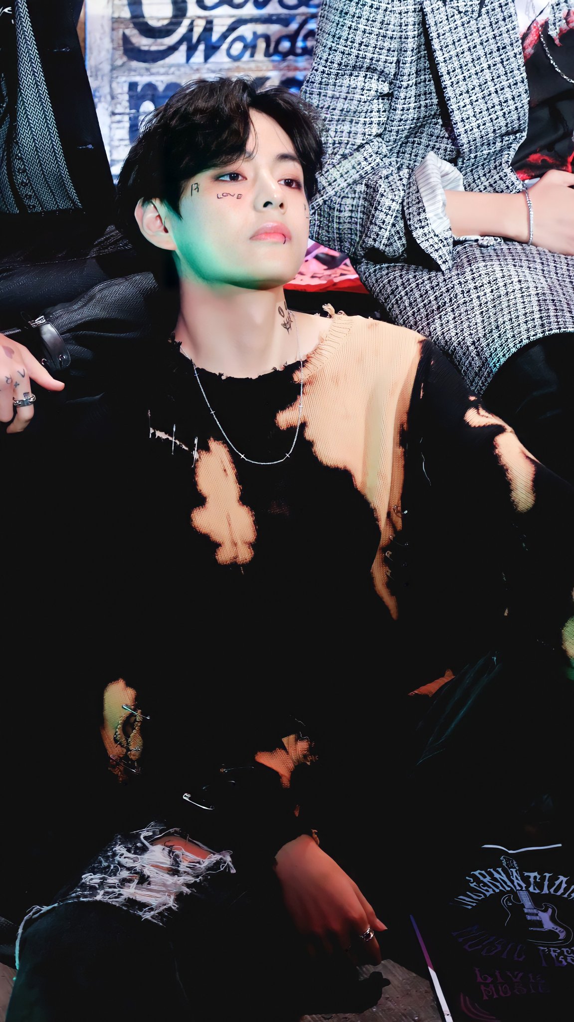 BTS V 2022 Wallpapers - Wallpaper Cave