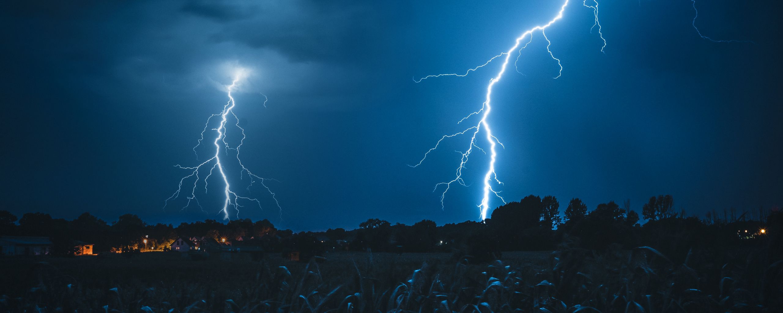 Dark Lightning Wallpapers - Wallpaper Cave