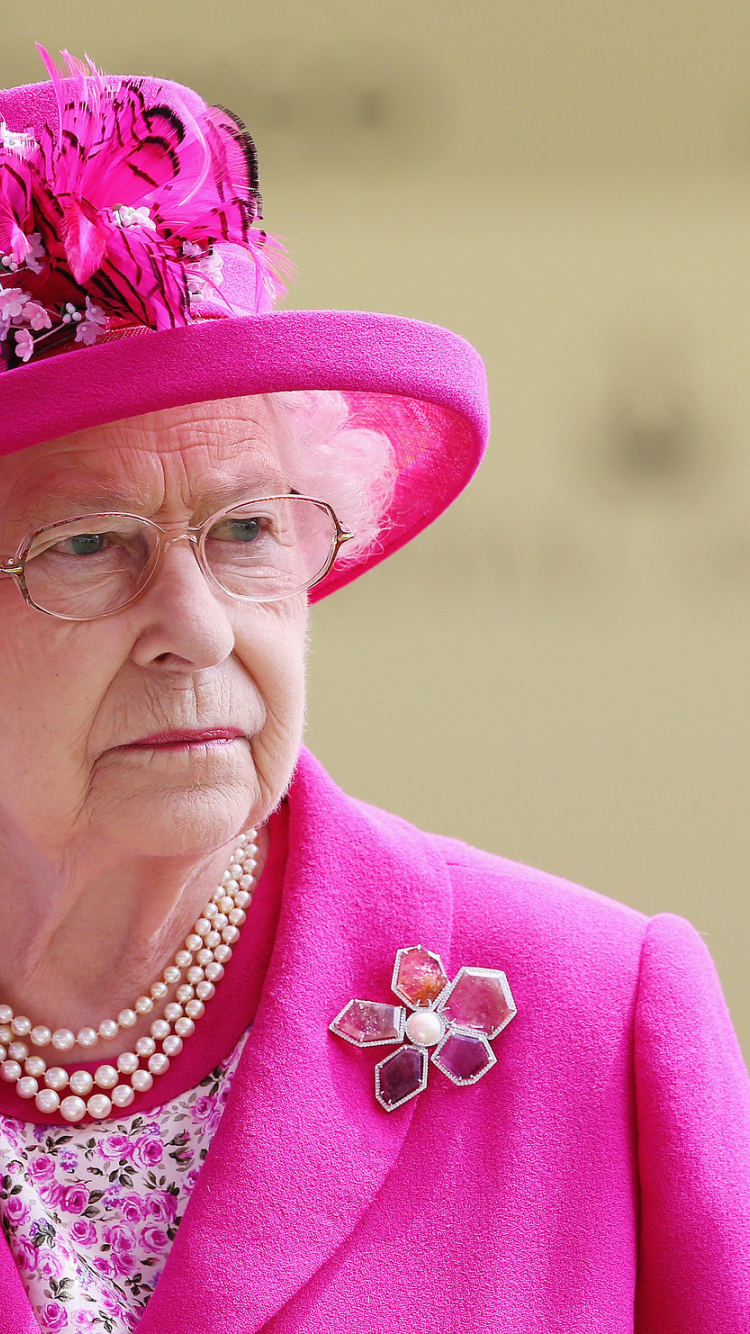 Funny Queen Wallpapers - Wallpaper Cave