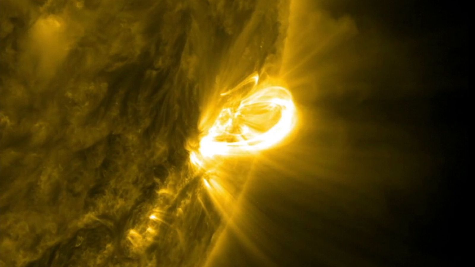 Coronal Loops Wallpapers - Wallpaper Cave