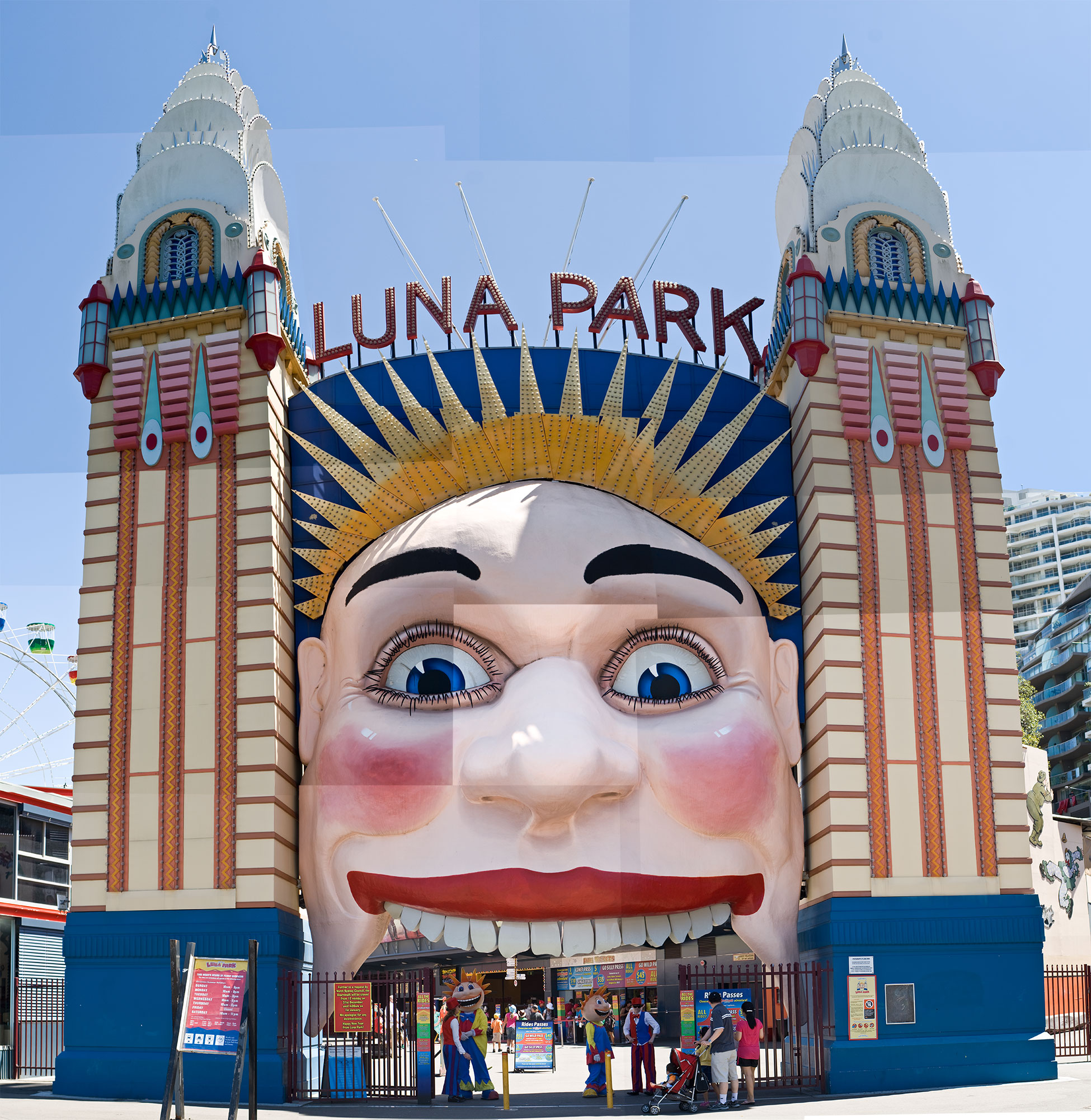 Luna Park Wallpapers - Wallpaper Cave