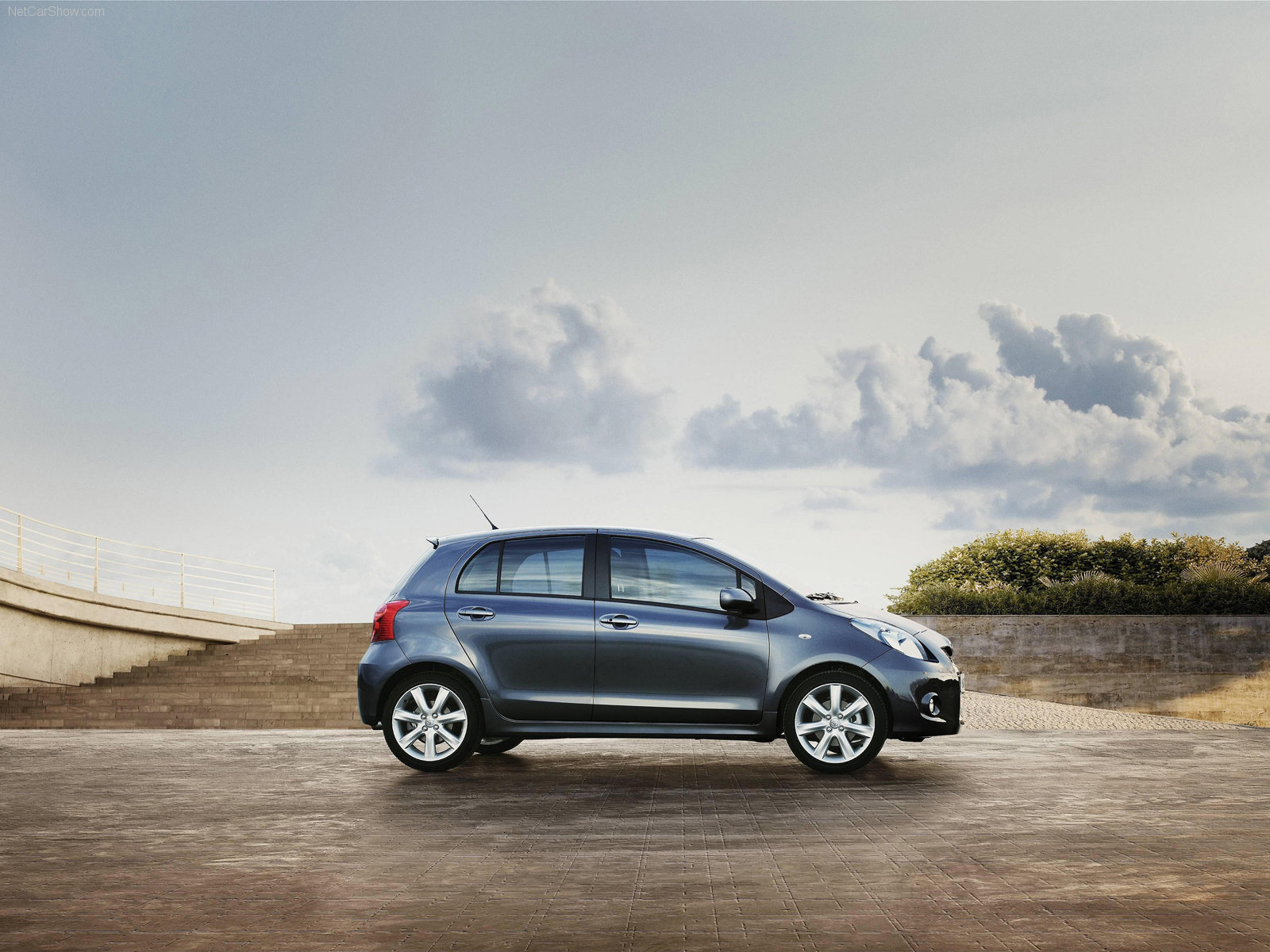 Toyota Vitz Wallpapers - Wallpaper Cave