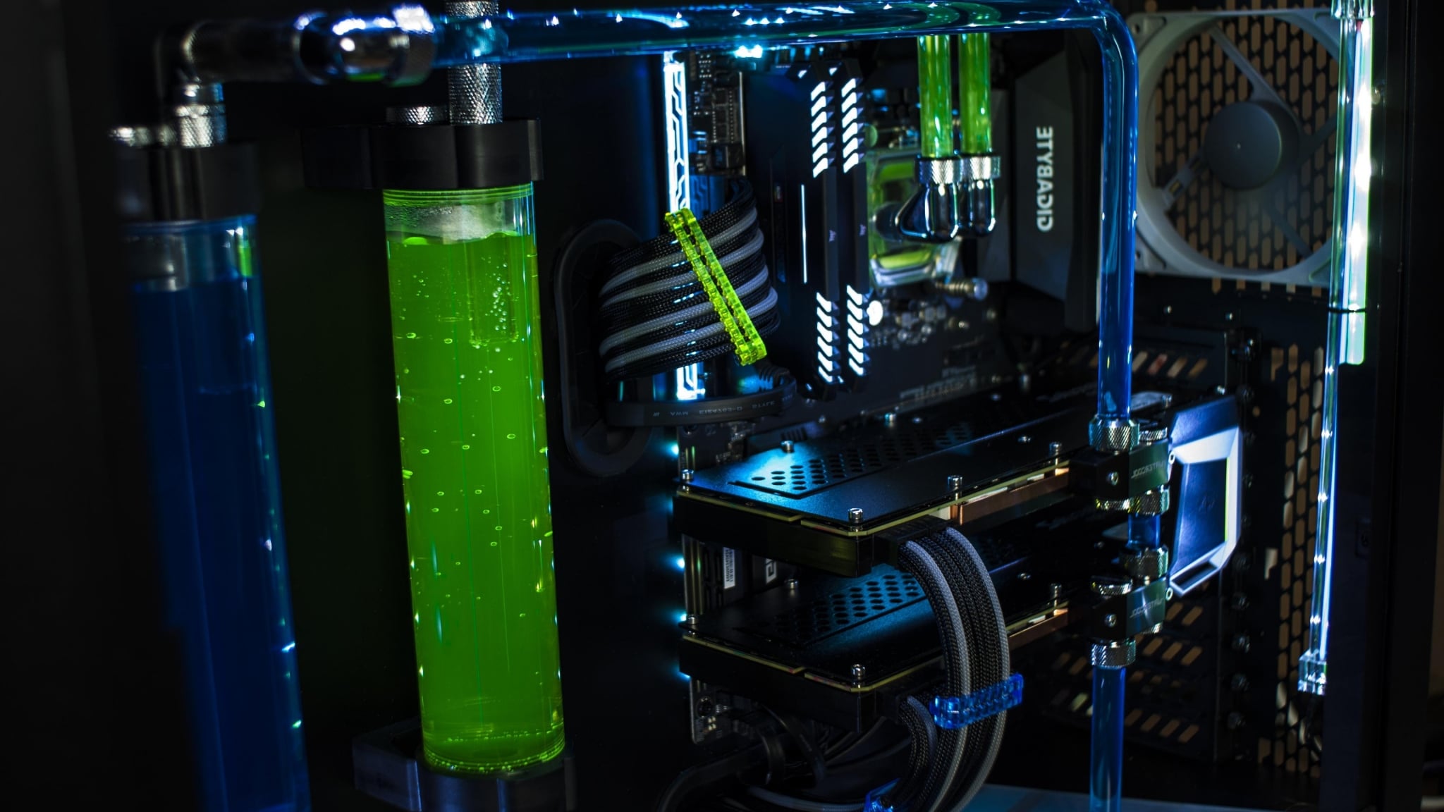 Custom PC Wallpapers - Wallpaper Cave