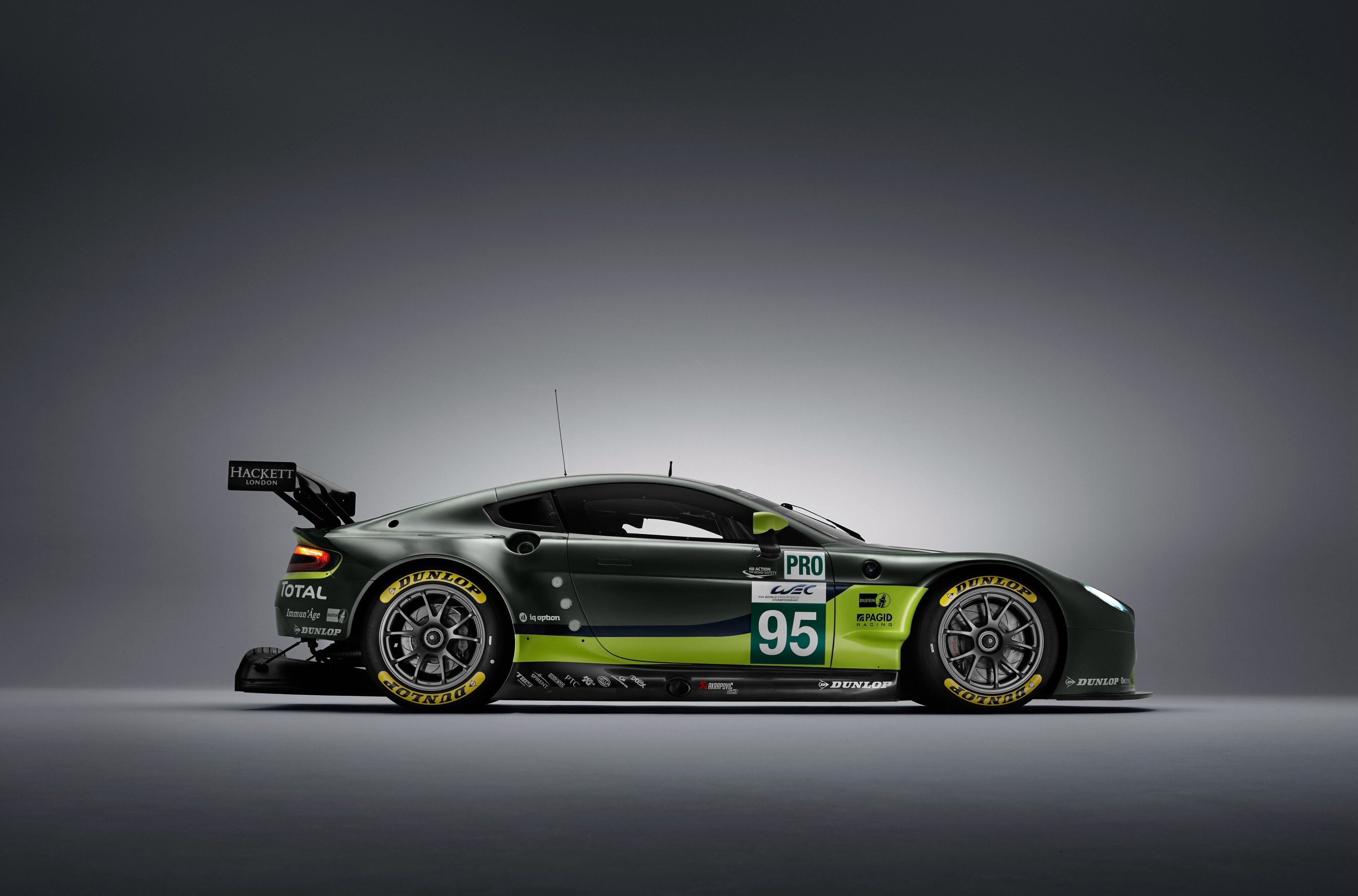 Aston Martin Racing Wallpapers - Wallpaper Cave