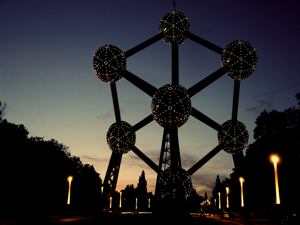 Atomium Wallpapers - Wallpaper Cave