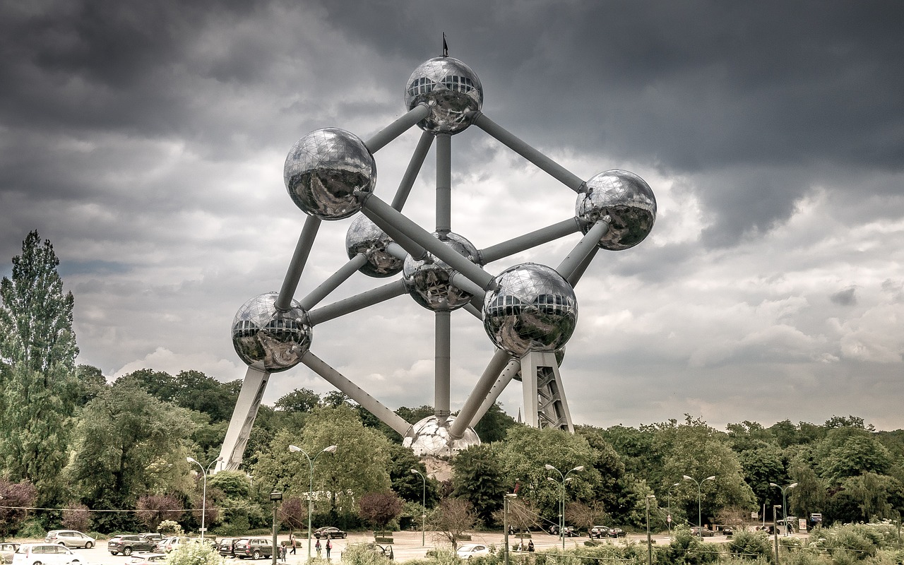 Atomium Wallpapers - Wallpaper Cave
