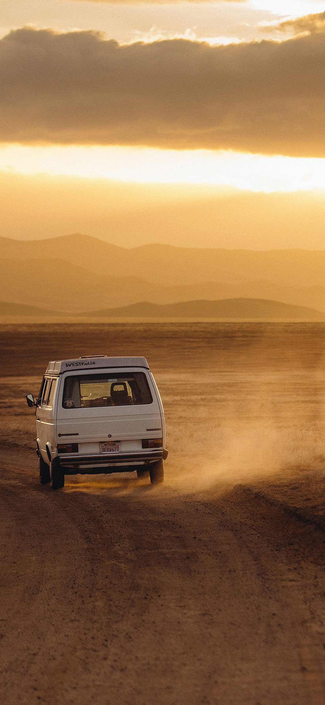 Desert Car Wallpapers - Wallpaper Cave