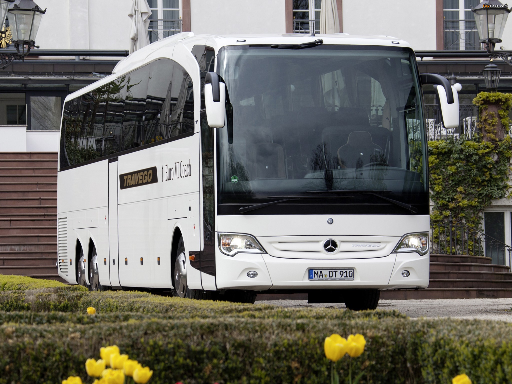 Mercedes Bus Wallpapers - Wallpaper Cave