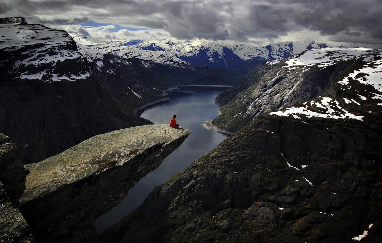 Trolltunga Wallpapers - Wallpaper Cave