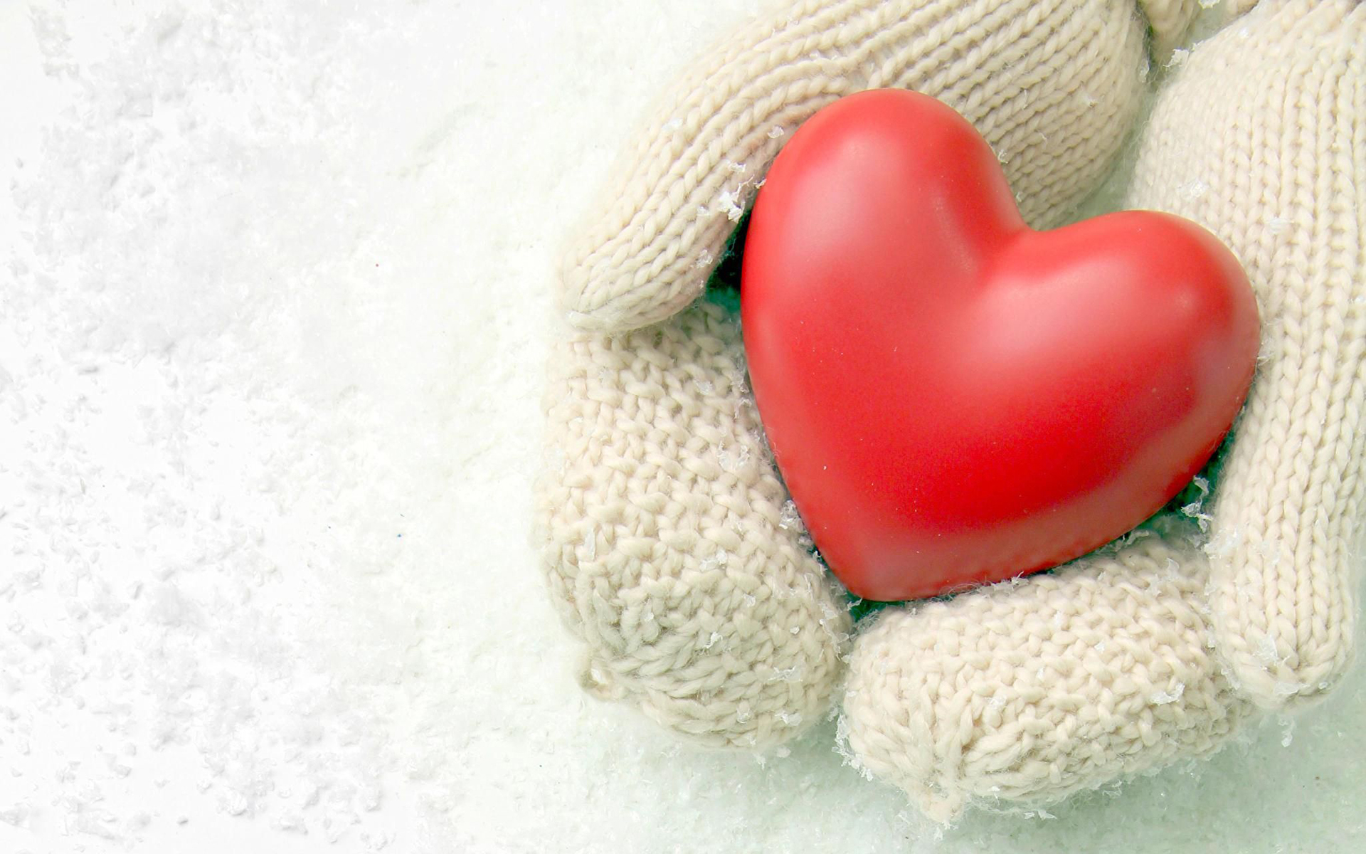 Hand Heart PC Wallpapers - Wallpaper Cave