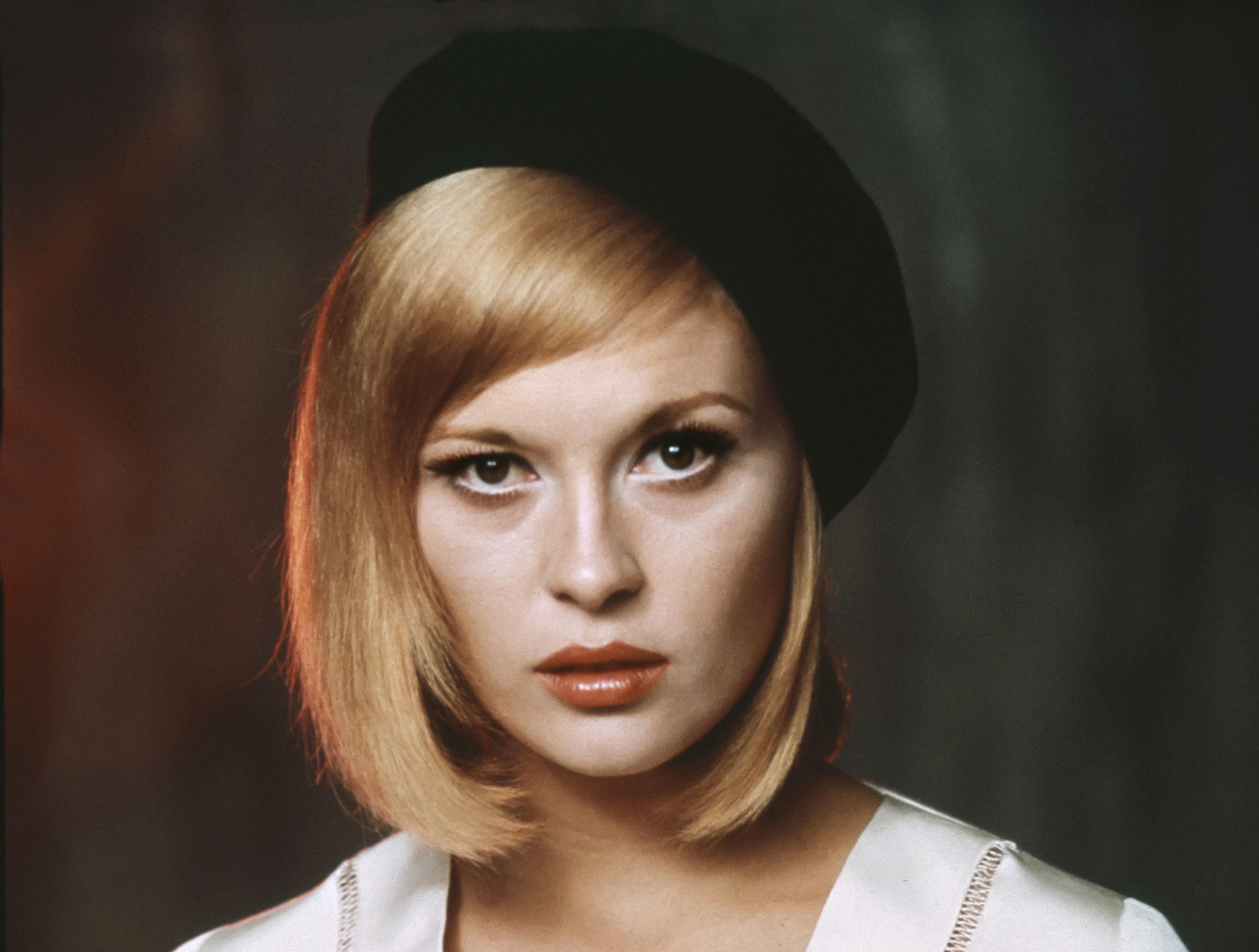 Faye Dunaway Wallpapers - Wallpaper Cave