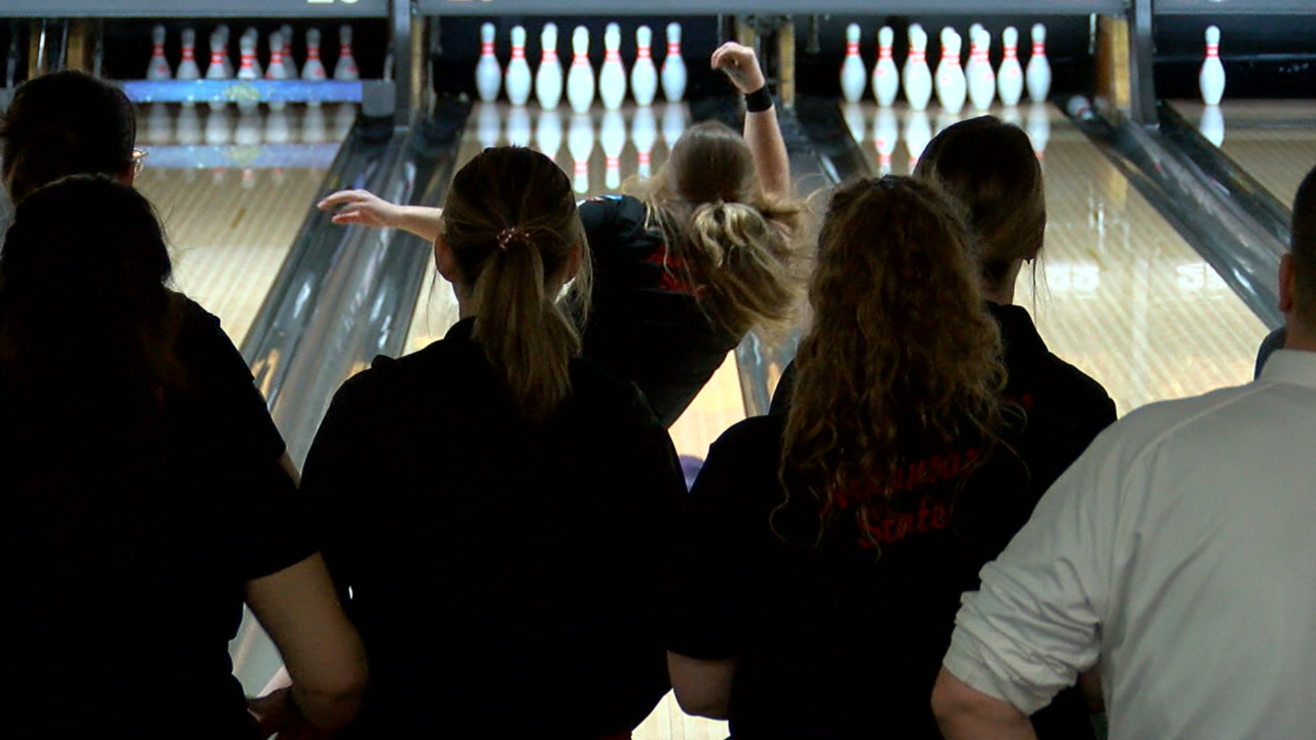 Women Bowler Wallpapers - Wallpaper Cave