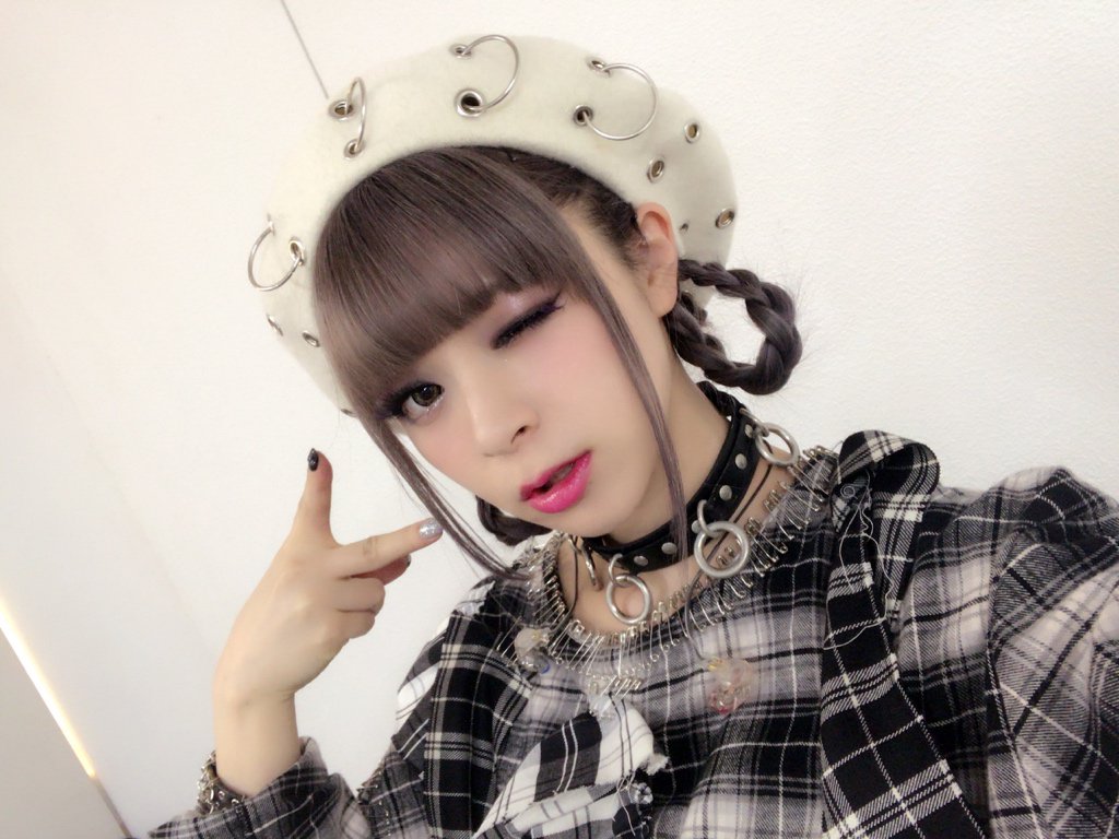 Garnidelia Wallpapers - Wallpaper Cave