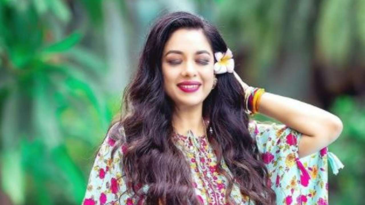 Rupali Ganguly Wallpapers - Wallpaper Cave