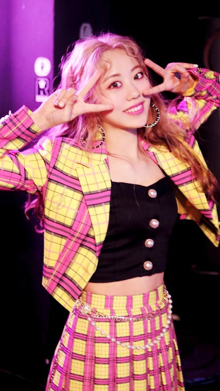 Weki Meki Picky Picky Wallpapers - Wallpaper Cave