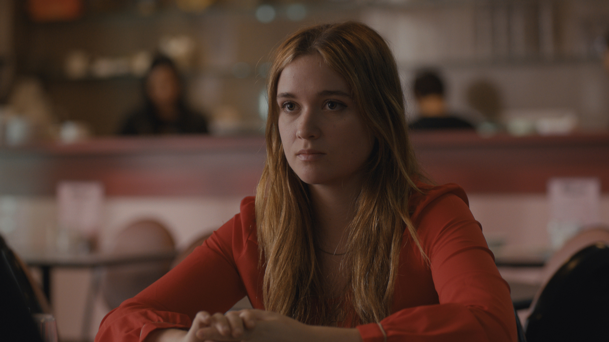 Alice Englert Wallpapers - Wallpaper Cave