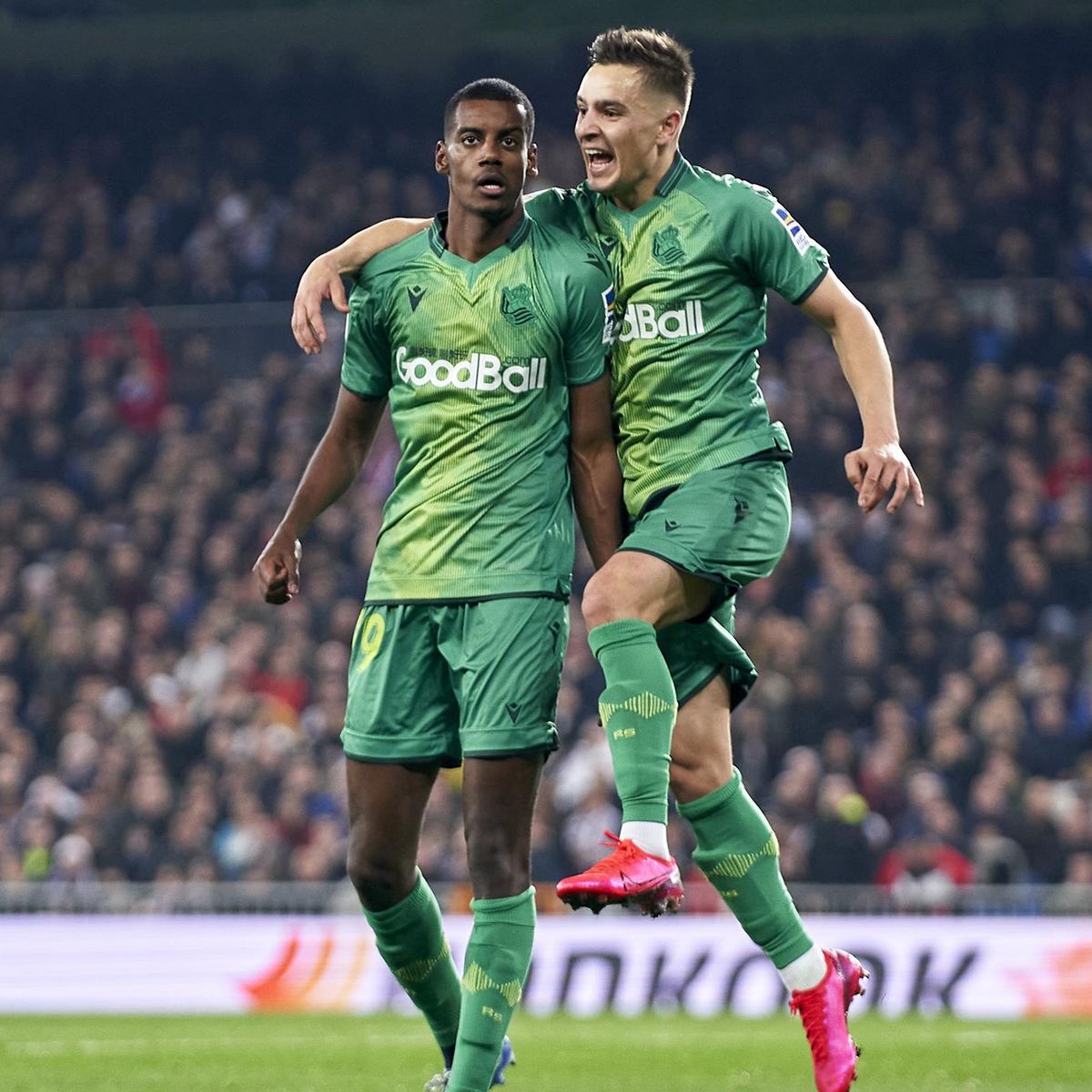 Alexander Isak Wallpapers - Wallpaper Cave