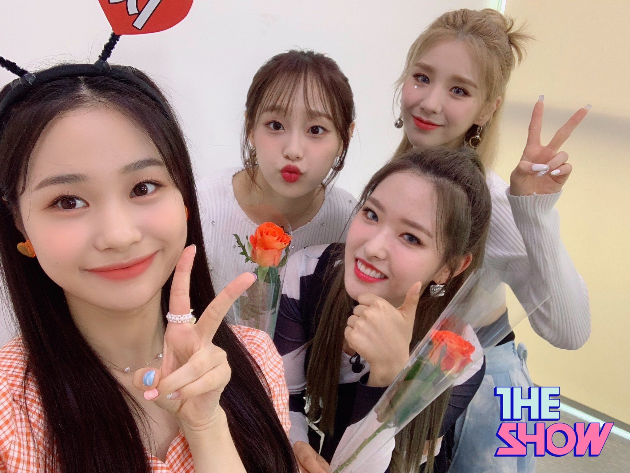 Loona Group Selfie Wallpapers - Wallpaper Cave