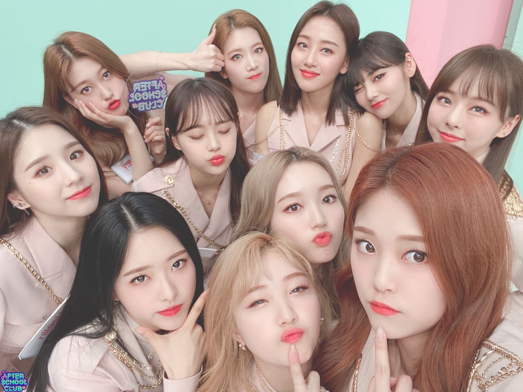 Loona Group Selfie Wallpapers - Wallpaper Cave