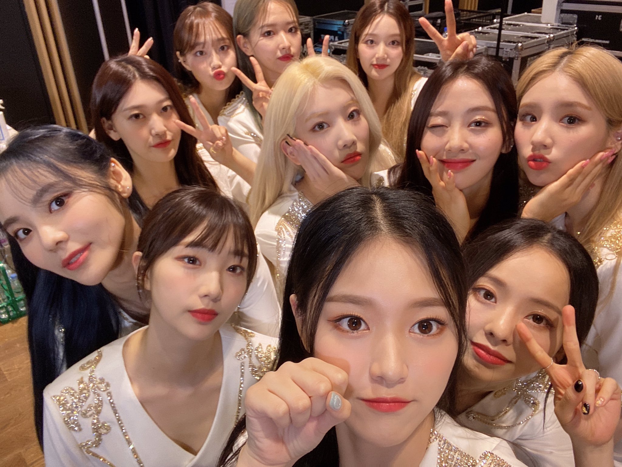 Loona Group Selfie Wallpapers - Wallpaper Cave