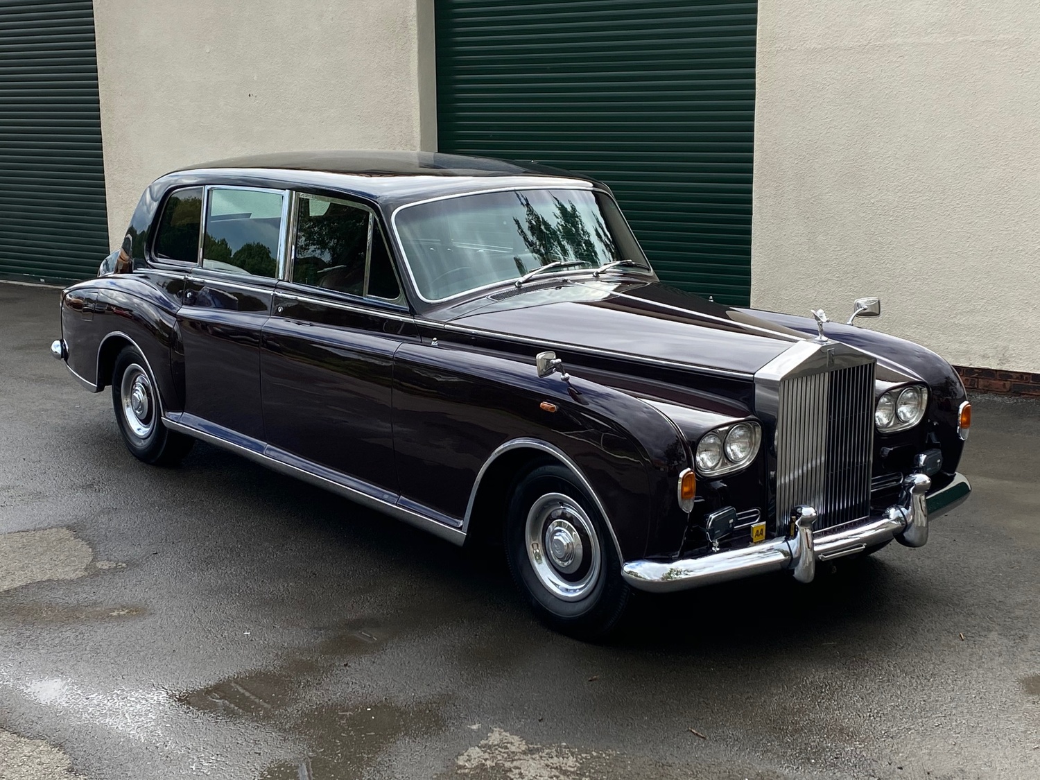 Royal Thrones Fantam Limozin Wallpapers - Wallpaper Cave