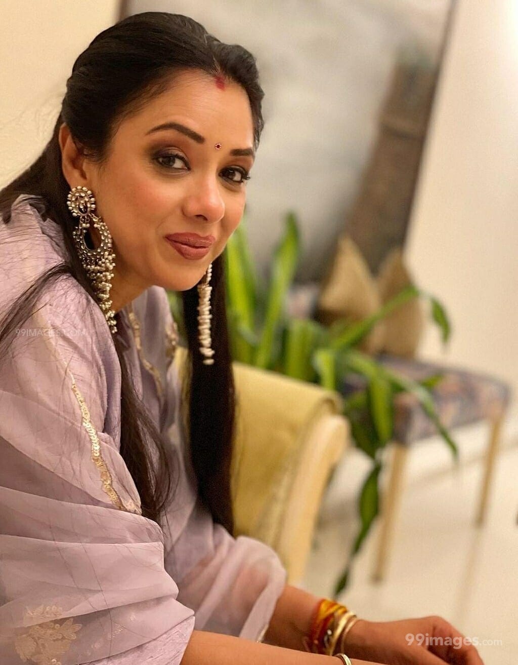 Rupali Ganguly Phone Wallpapers - Wallpaper Cave