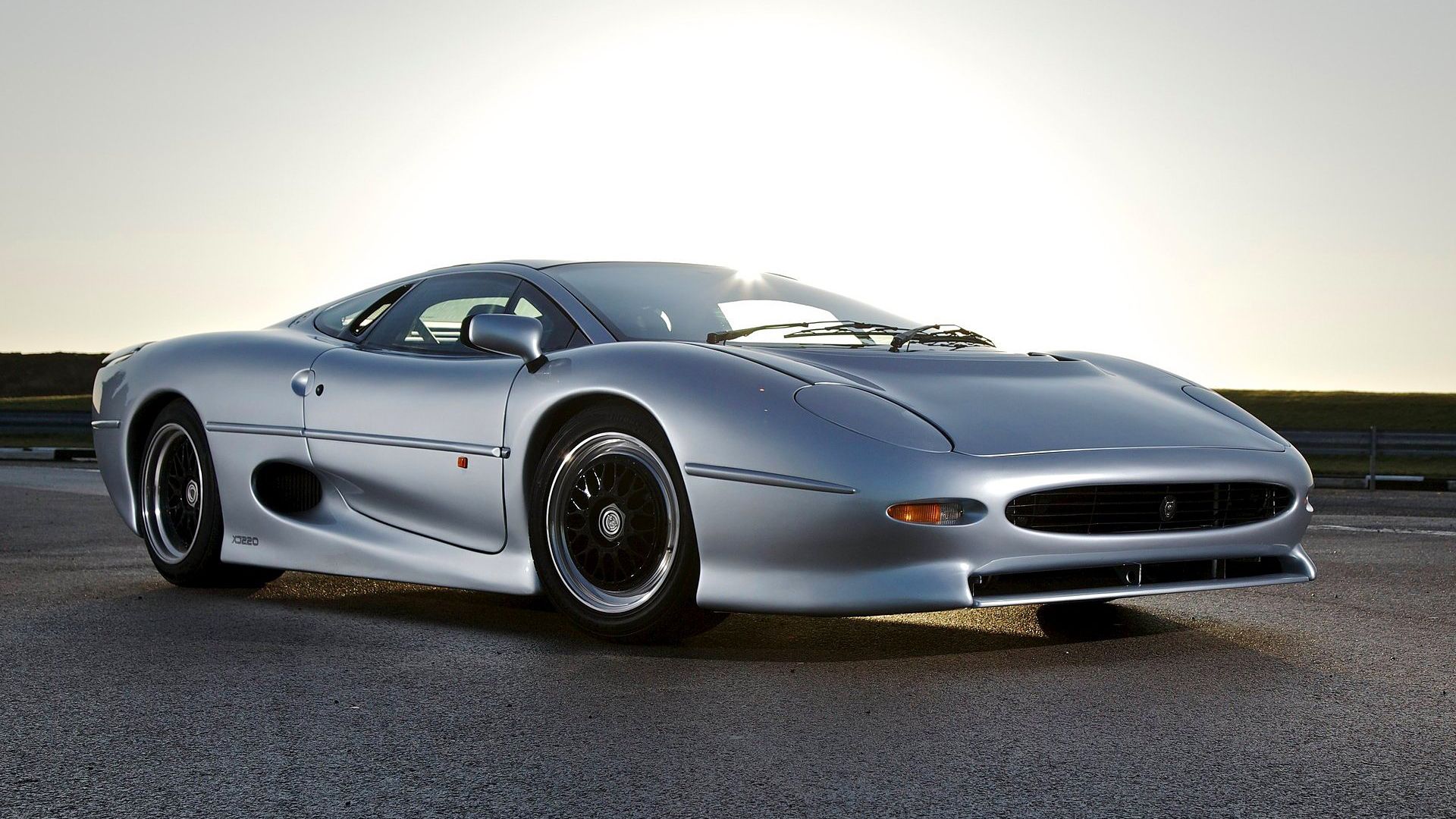 Jaguar XJ220 Wallpapers - Wallpaper Cave