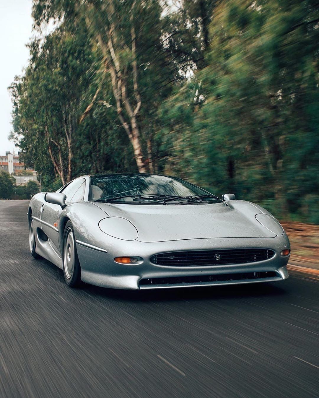 Jaguar XJ220 Wallpapers - Wallpaper Cave
