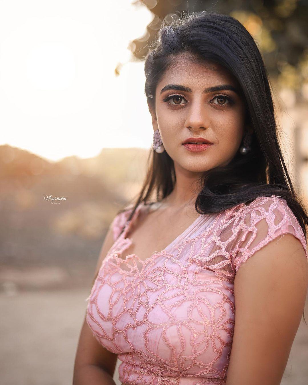 Gabriella Charlton Wallpapers - Wallpaper Cave