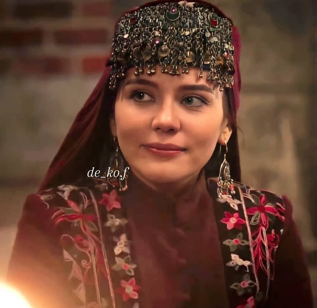 Burcin Hatun Wallpapers - Wallpaper Cave