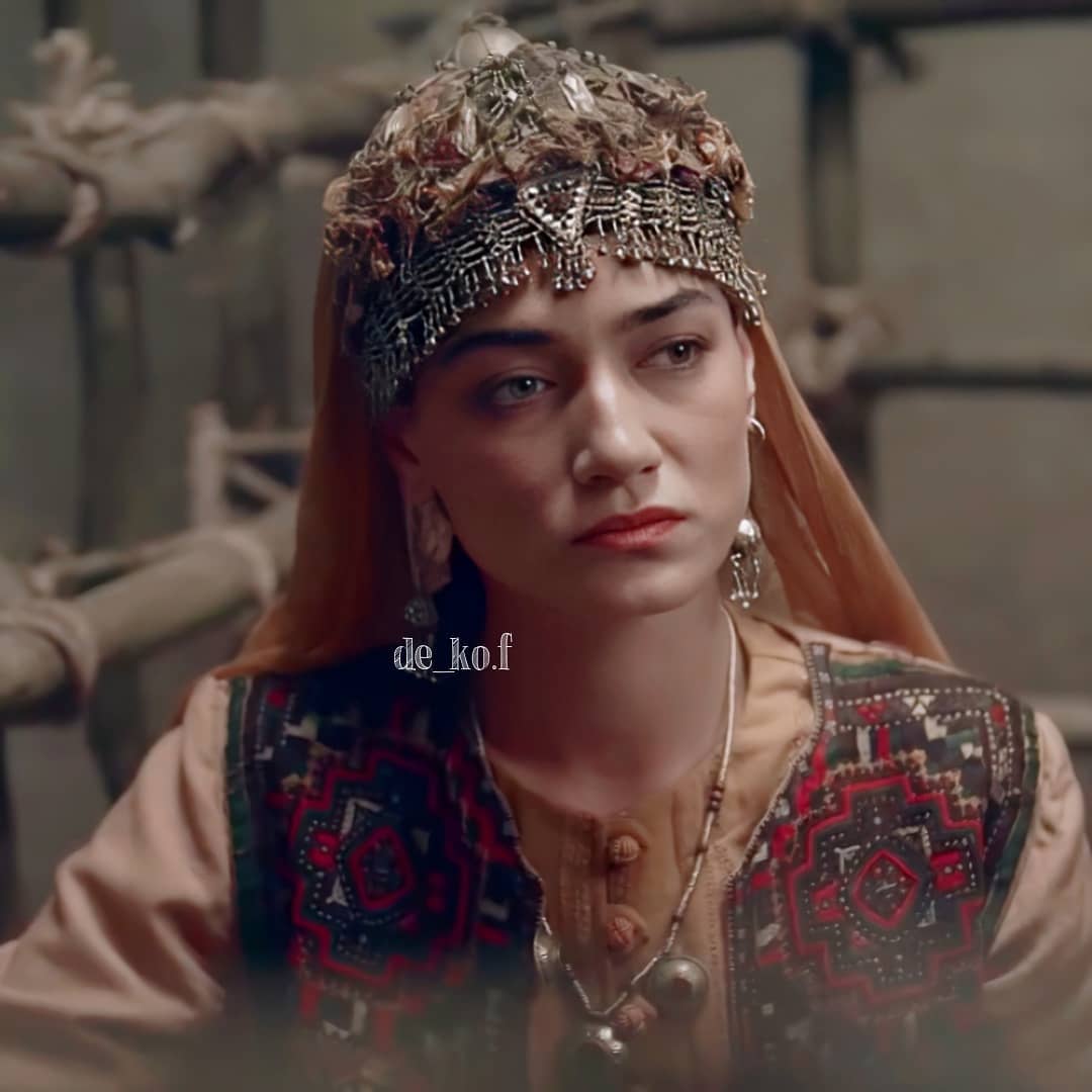 Burcin Hatun Wallpapers - Wallpaper Cave