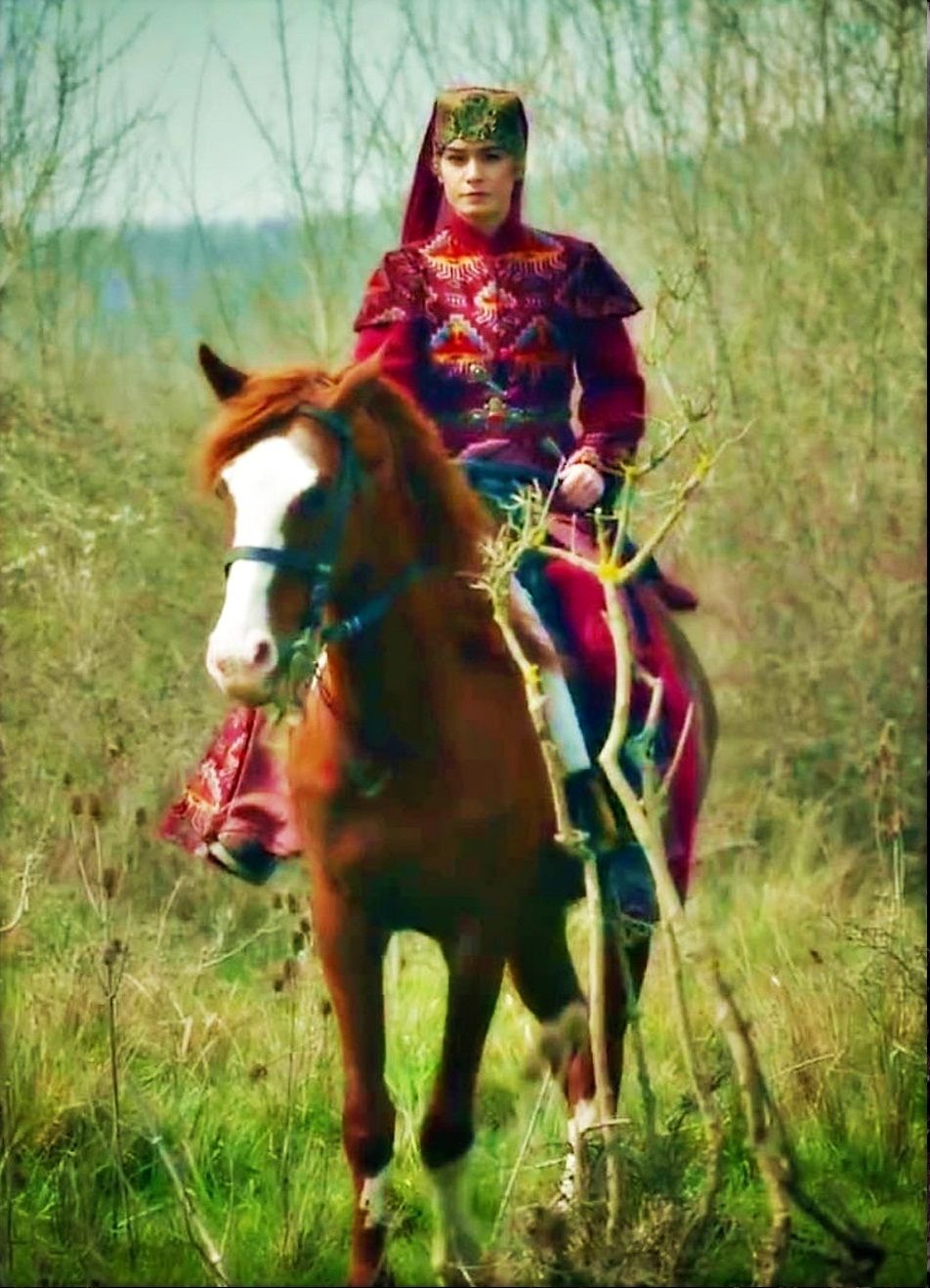 Gokce Hatun Wallpapers - Wallpaper Cave