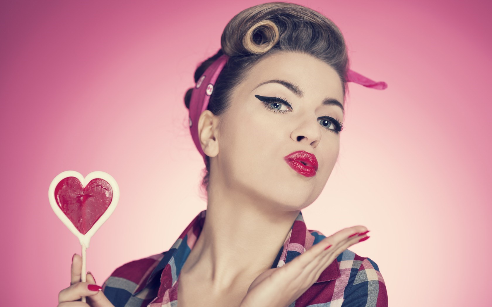 Retro Girls HD Wallpapers - Wallpaper Cave