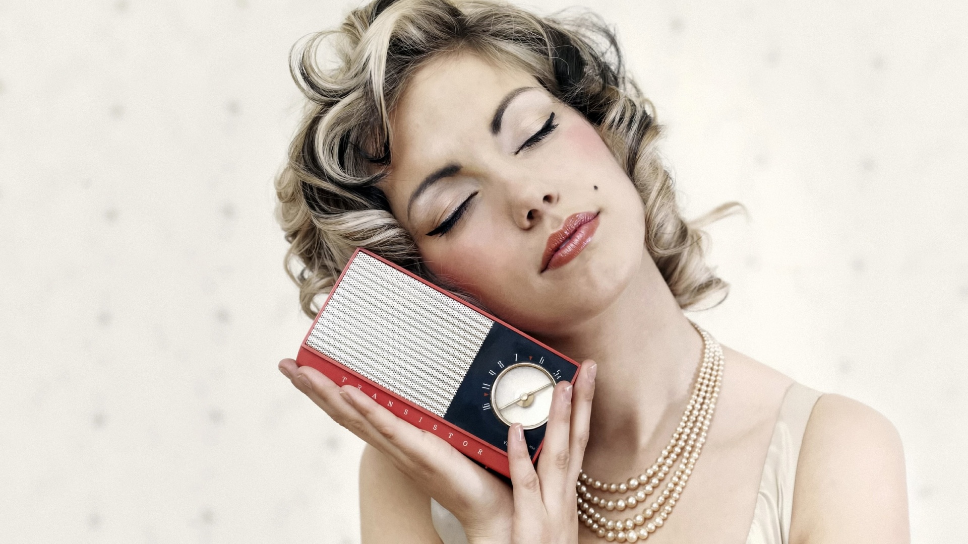 Retro Girls HD Wallpapers - Wallpaper Cave