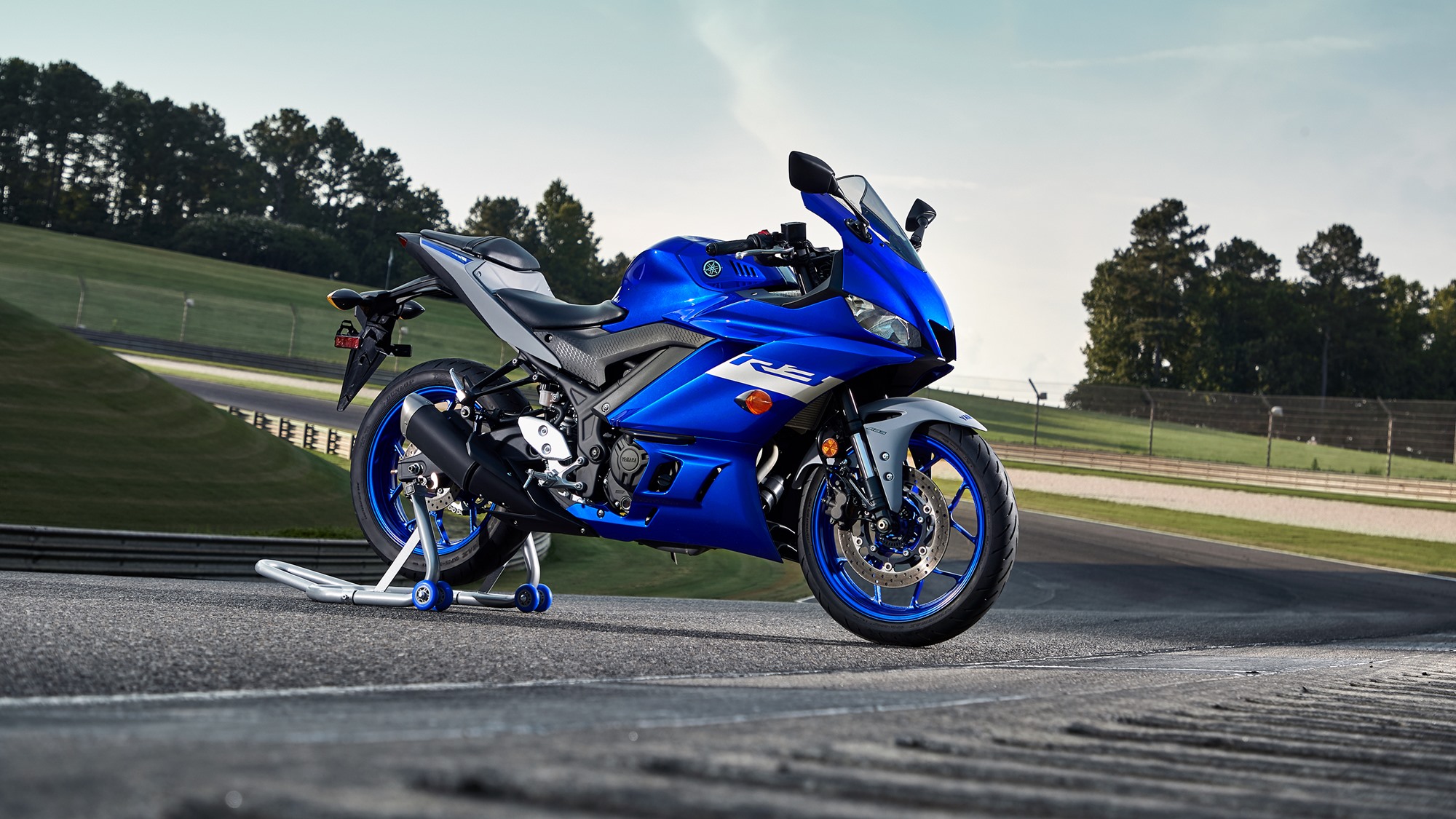 2022 Yamaha R3 Wallpapers - Wallpaper Cave