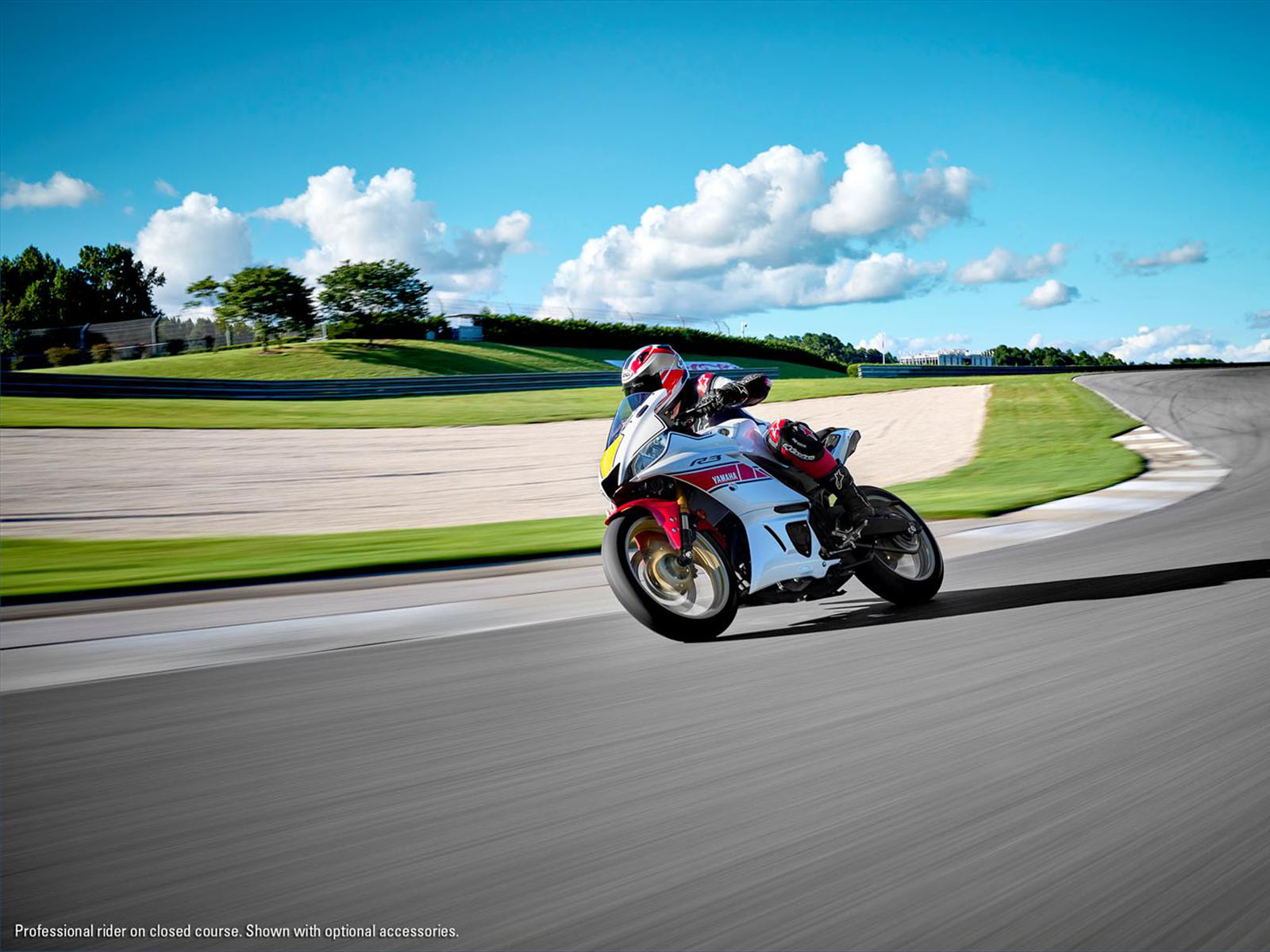 2022 Yamaha R3 Wallpapers - Wallpaper Cave