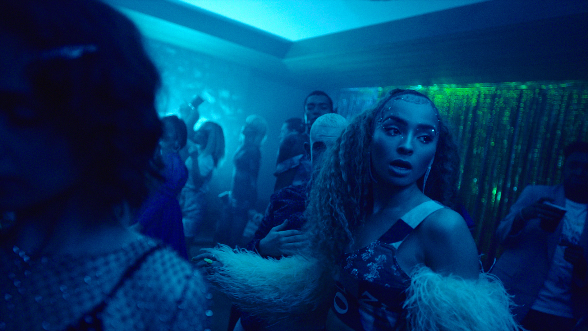 Ella Eyre Wallpapers - Wallpaper Cave