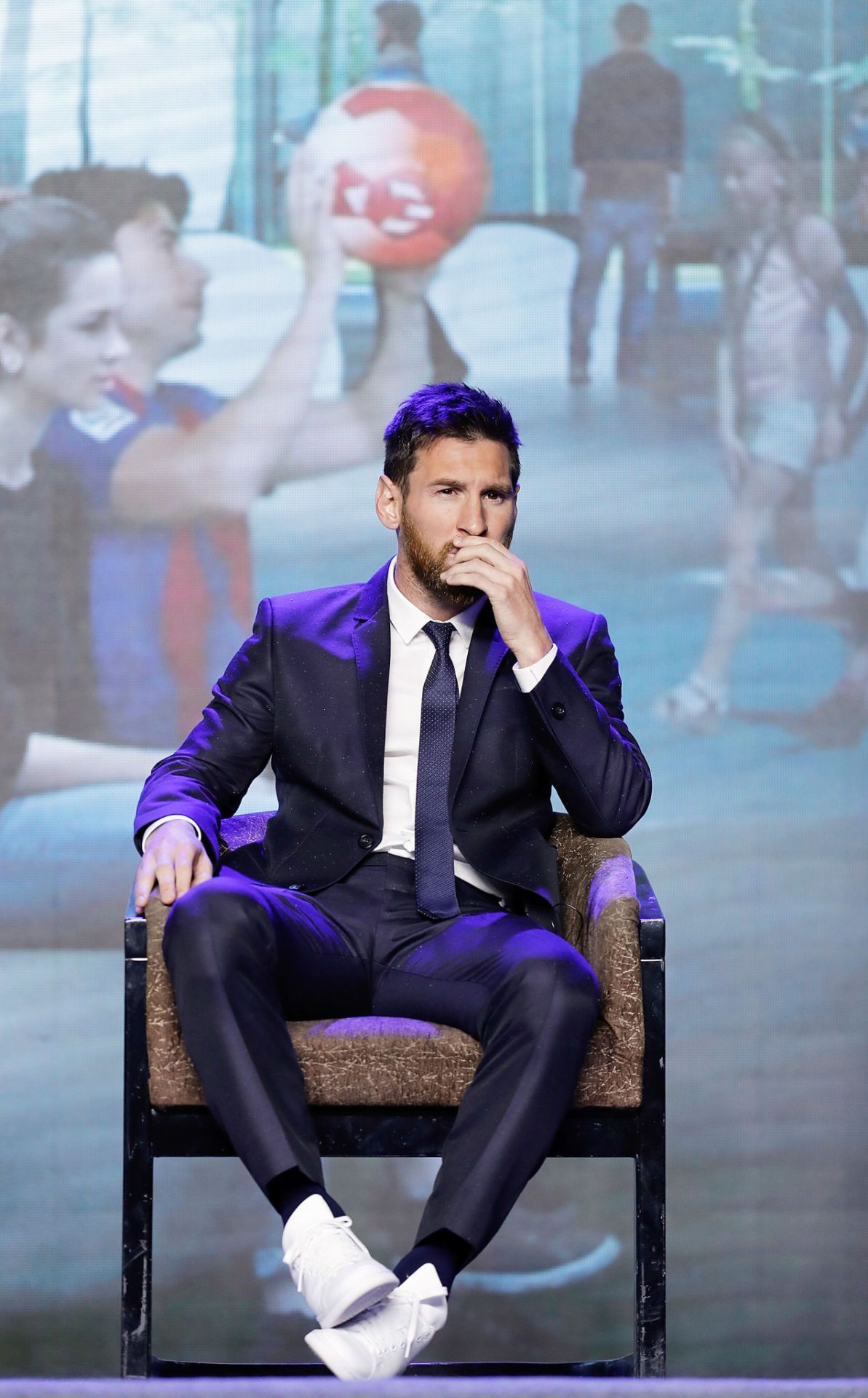 Messi Casual Wallpapers - Wallpaper Cave